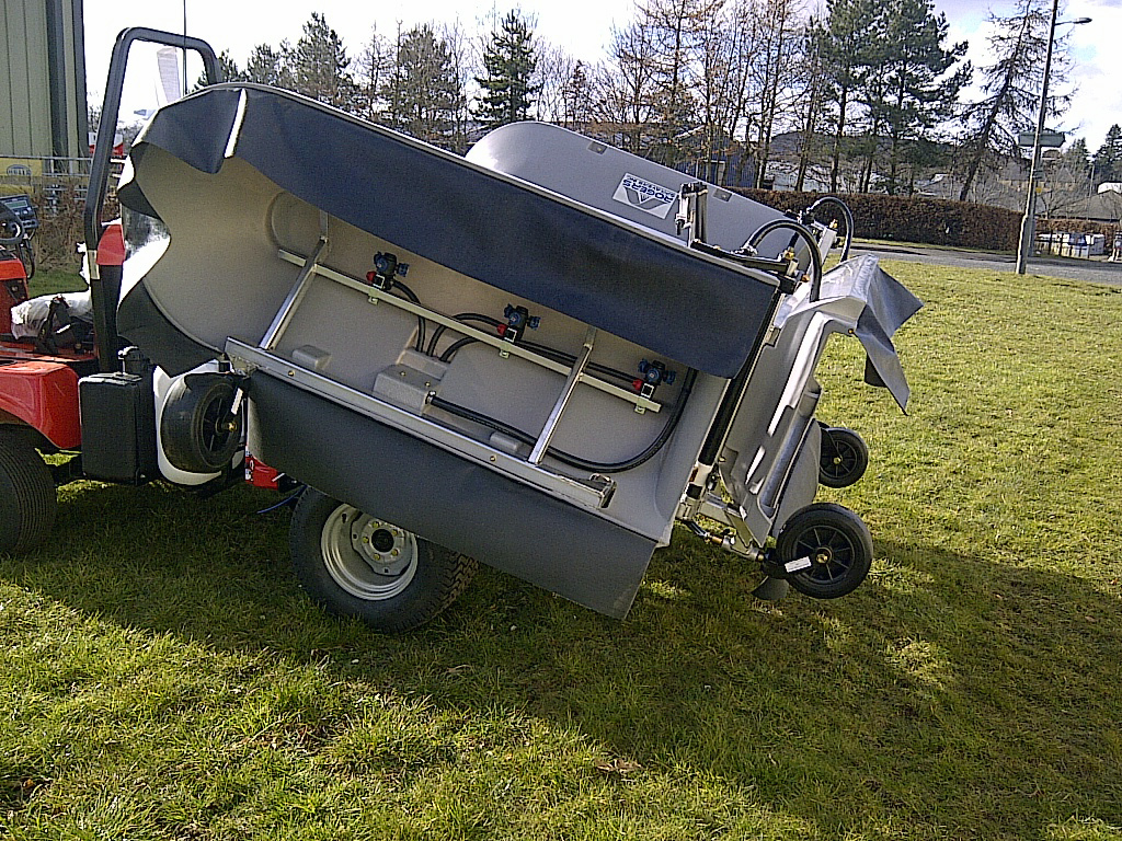 Rogers WGF Covered Spray Booms | Cleveland Alliances Ltd